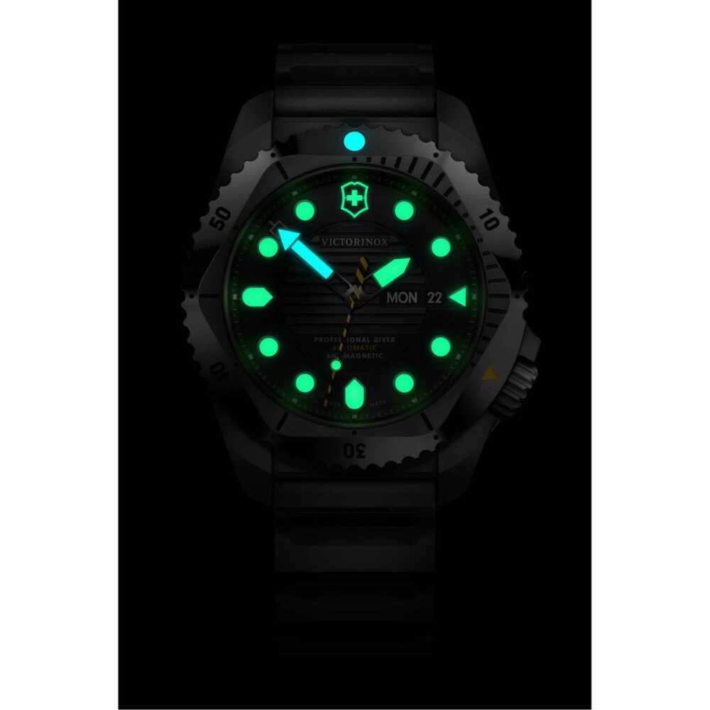 Saat Victorinox 241994 Dive Pro Otomatik Erkek Kol Saati Dive Pro ...